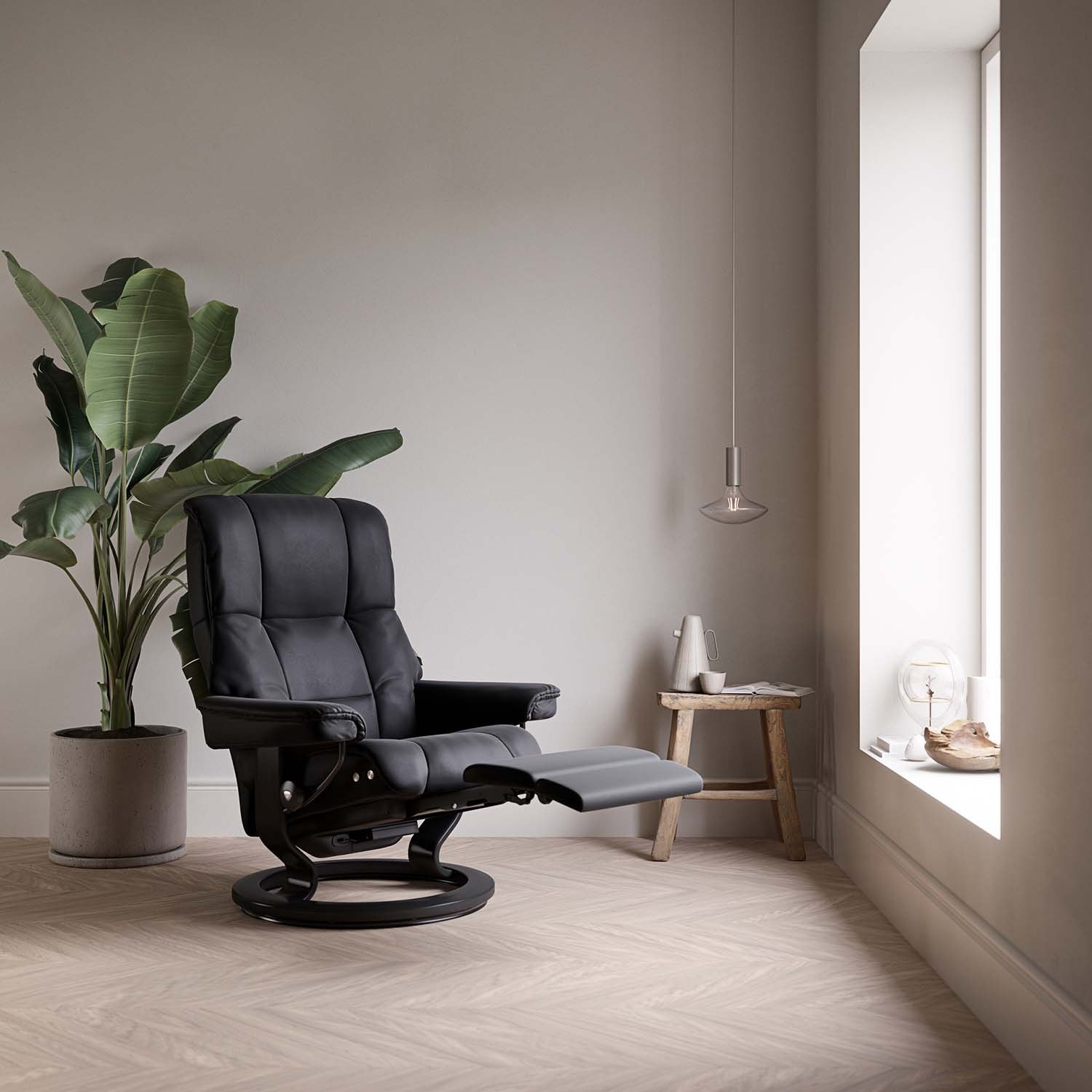 Stressless Mayfair Recliner - TR Hayes