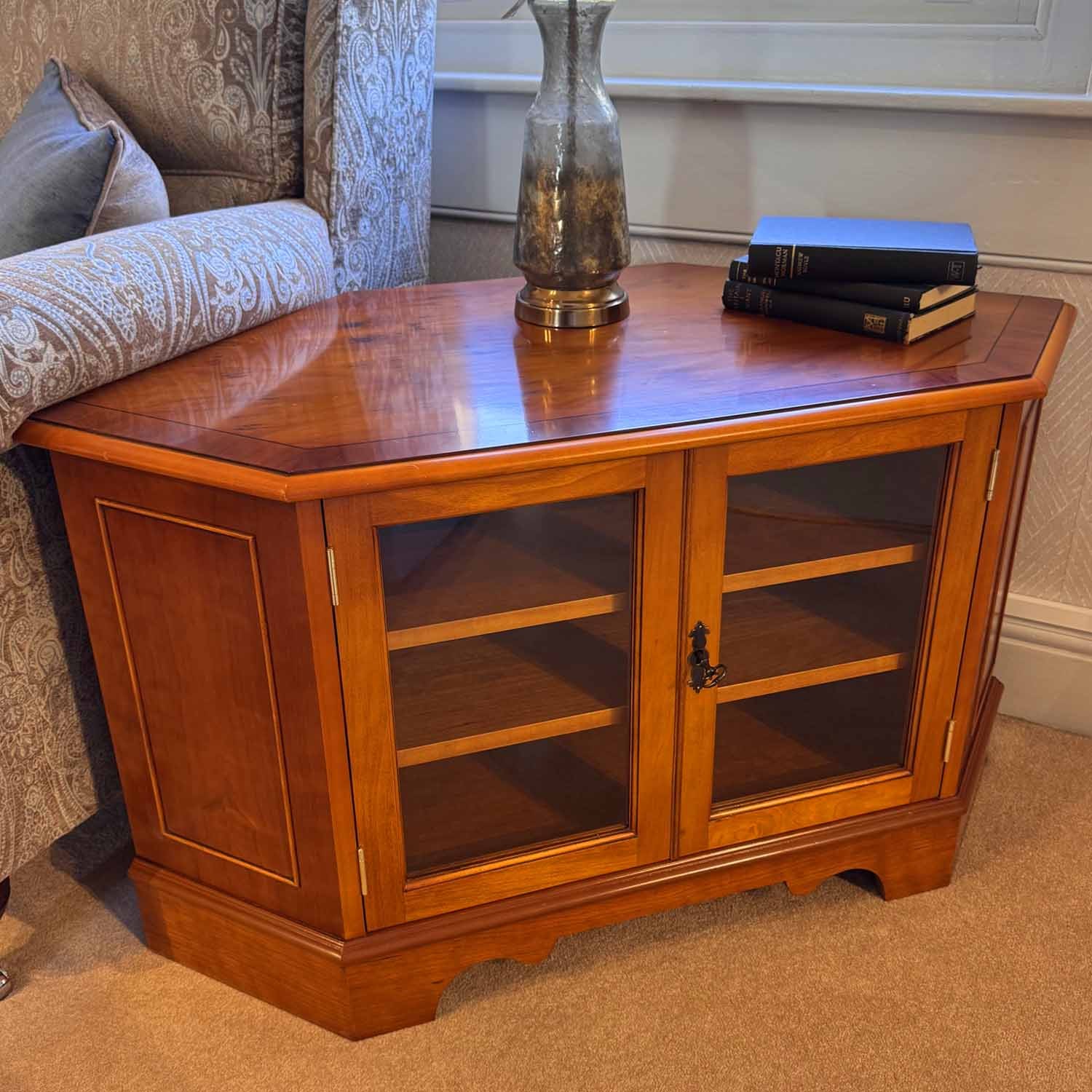 Clearance Bradley Yew Corner TV Stand - TR Hayes
